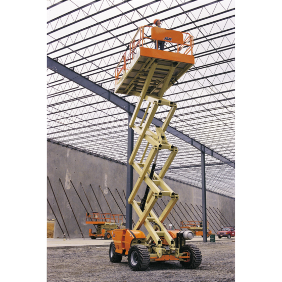 JLG Engine Powered Scissor Lifts - Fraza