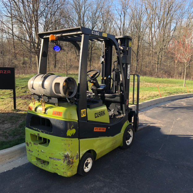 2016 Clark C18CL - Fraza